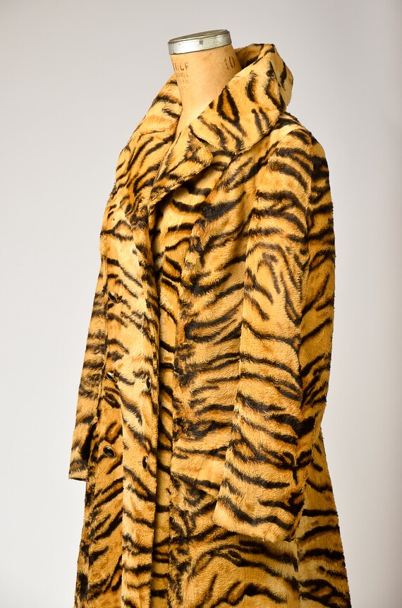 1970s Joseph I. Magnin Faux Tiger Fur Full Length Coat - Gem