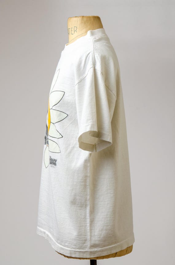 90s Marcia Brady Stanley Desantis Flower Face T Shirt - Gem