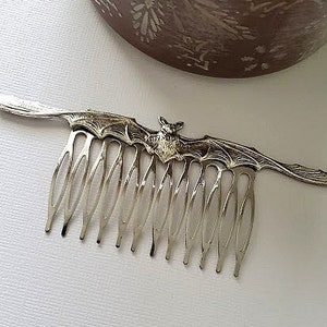 Bat Hair Comb | Vampire Bat Haircomb | Gothic Hair Accessories | Tween ...
