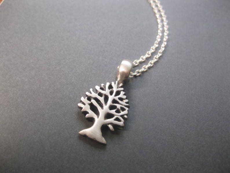 Tree Pendant Necklace - Silver -nature - Custom Chain Length - Etsy