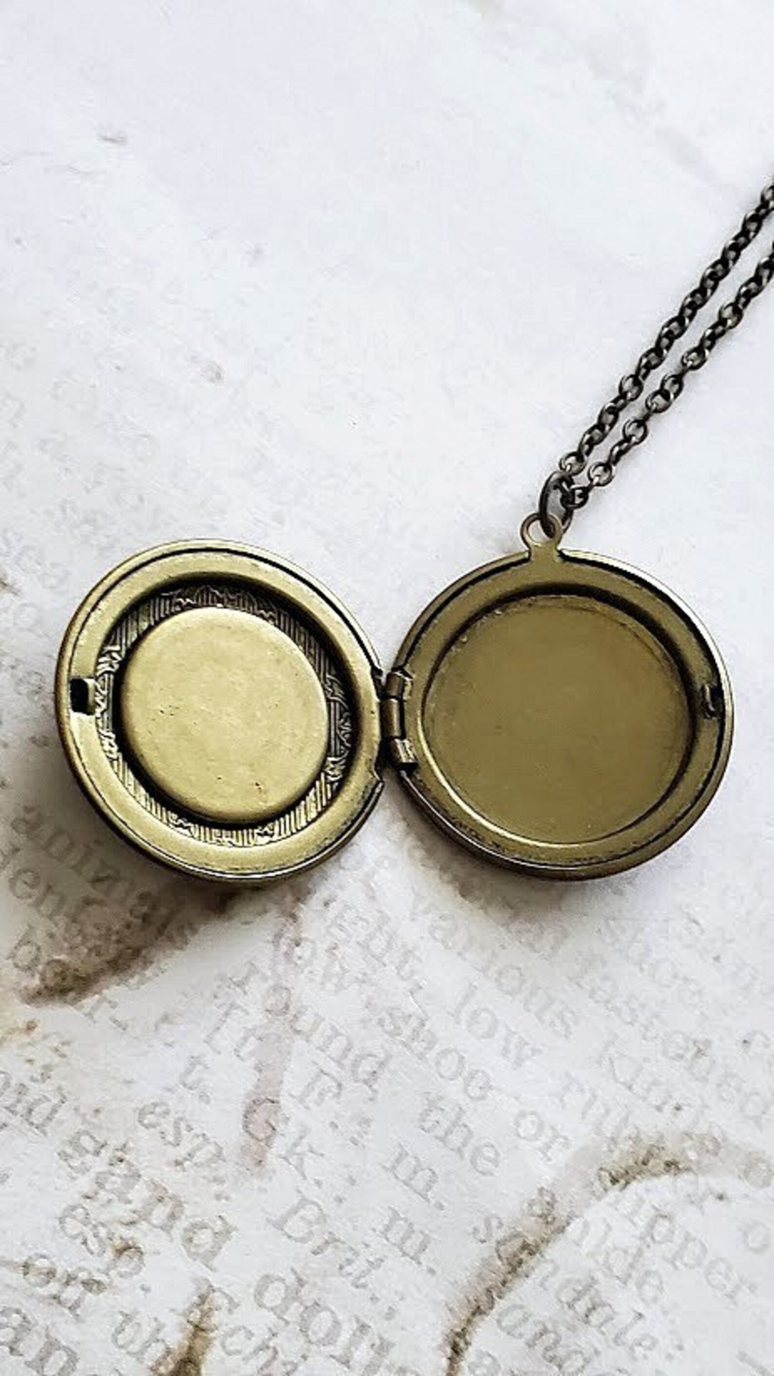 Dragon Eye Locket Green Eye Vintage Necklace Fire Gold - Etsy