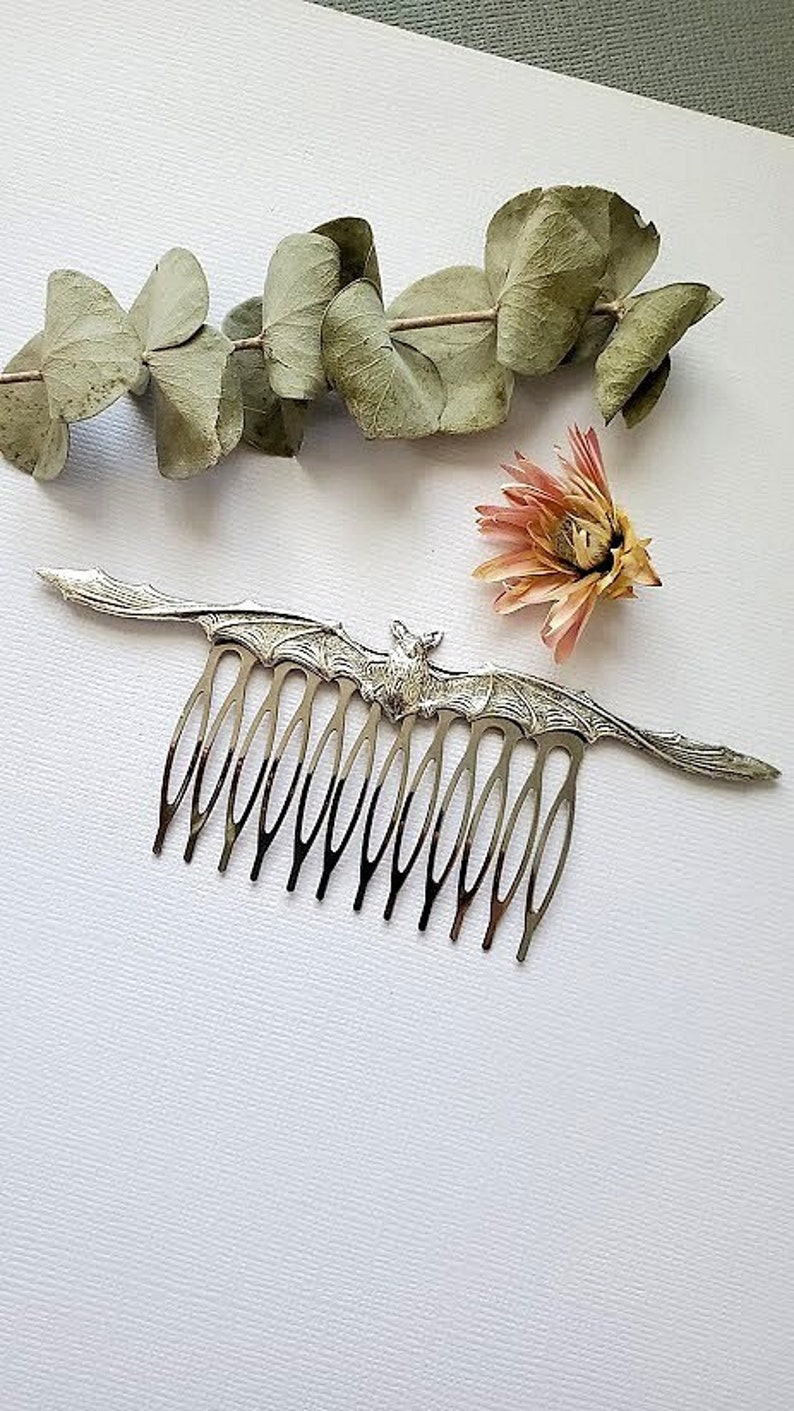 Bat Hair Comb Vampire Bat Haircomb Gothic Hair Accessories - Etsy