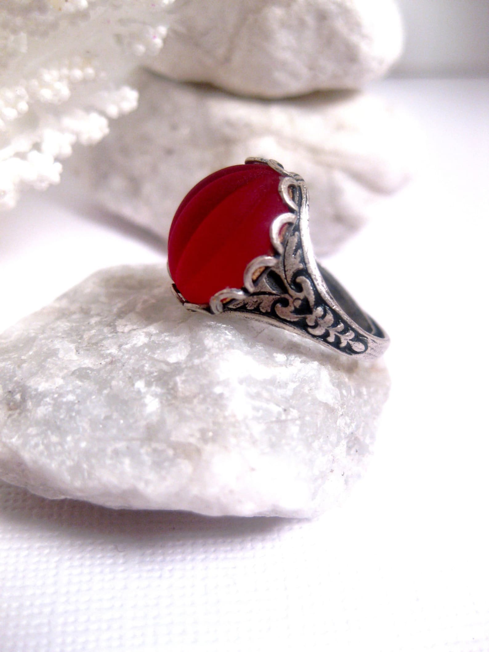 Red Ring - Silver Ring - Melon Ring - Gothic - Medieval - Adjustable - Etsy