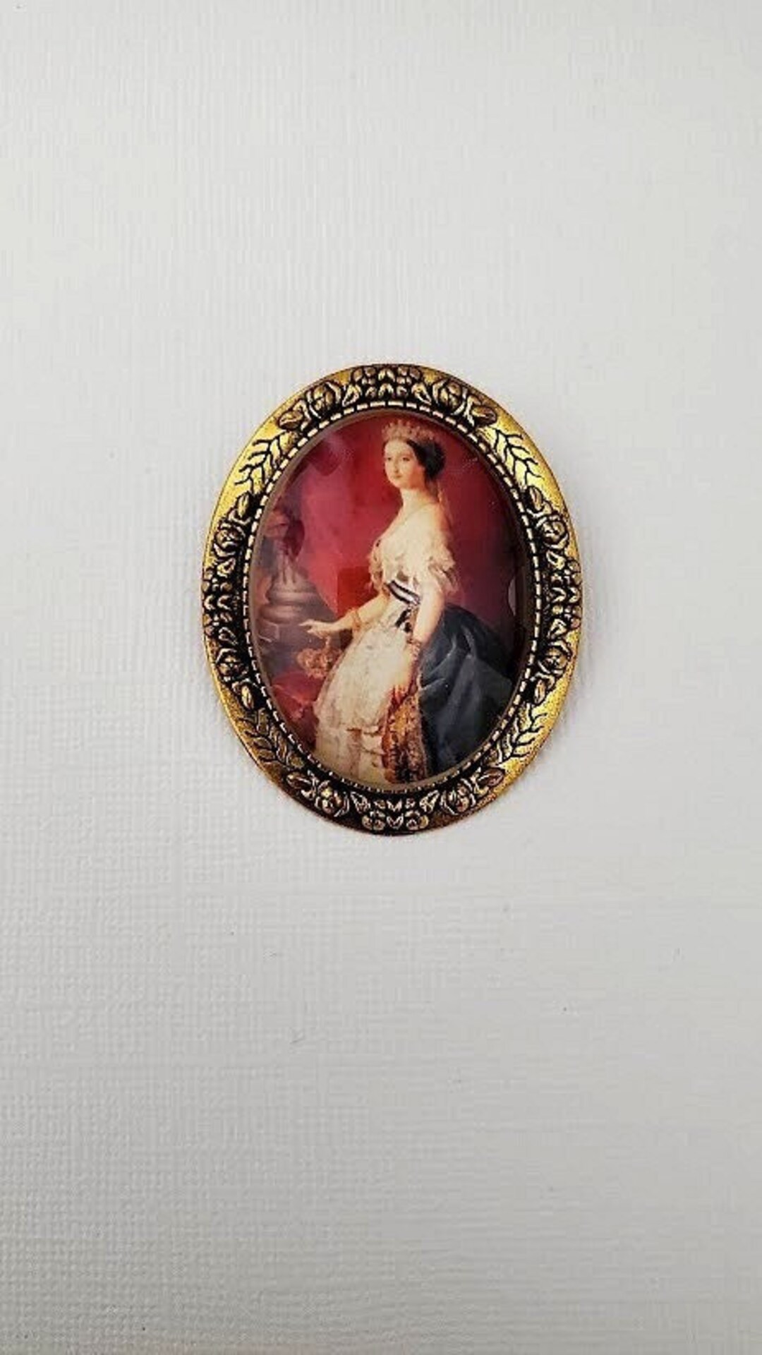 Victorian Broch Pin | Queen Lady Jewelry | Cameo Gold Brooch | Woman ...