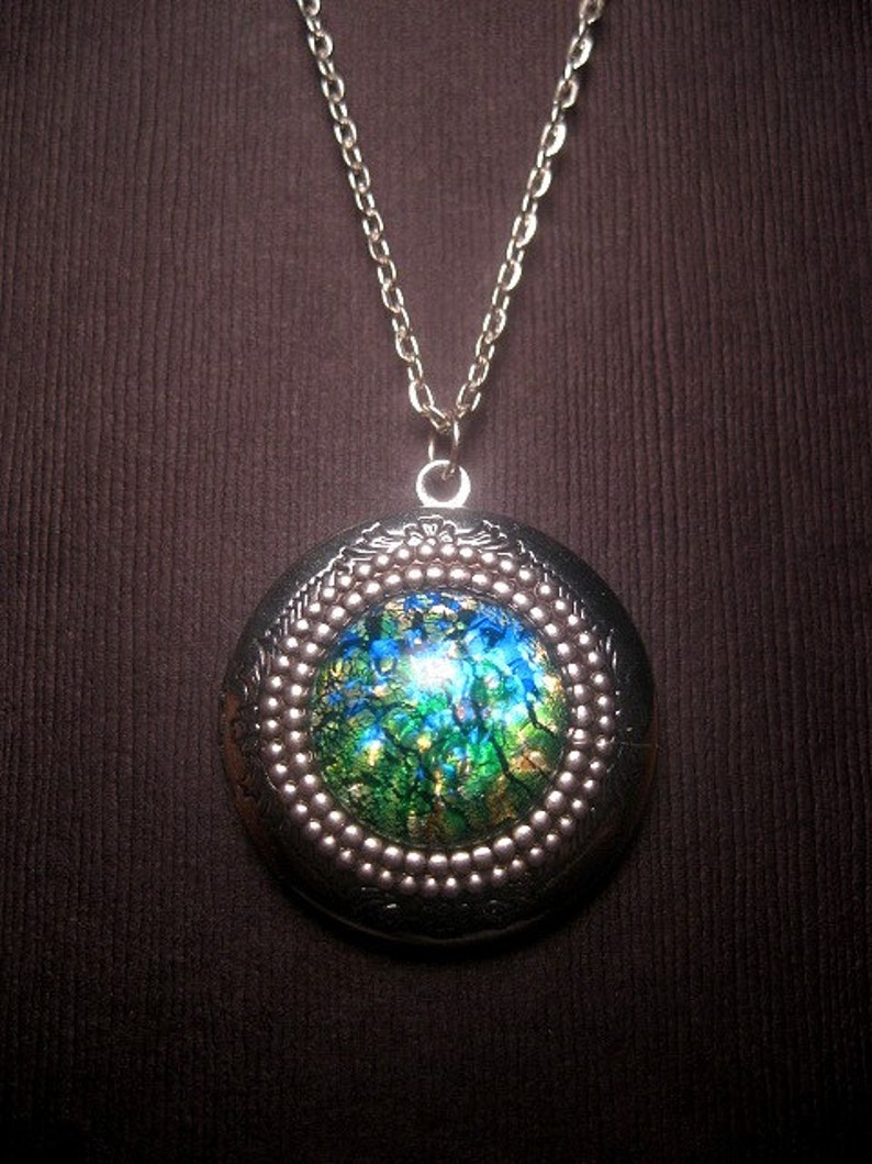 Green Opal Locket Necklace Opal Necklace Custom Chain - Etsy