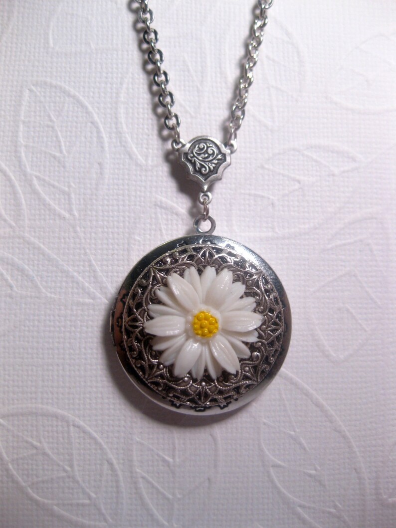 Medallón de flores Collar de flores blancas Amistad - Etsy México