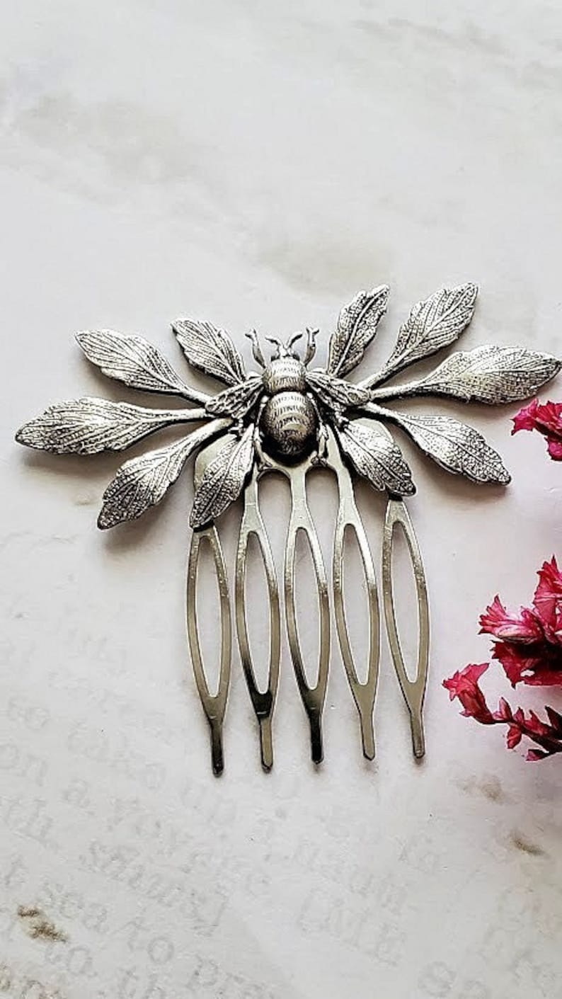 Silver Bee Hair Comb | Nature Cottage Core Aesthetic Hair Pin | Leaf ...