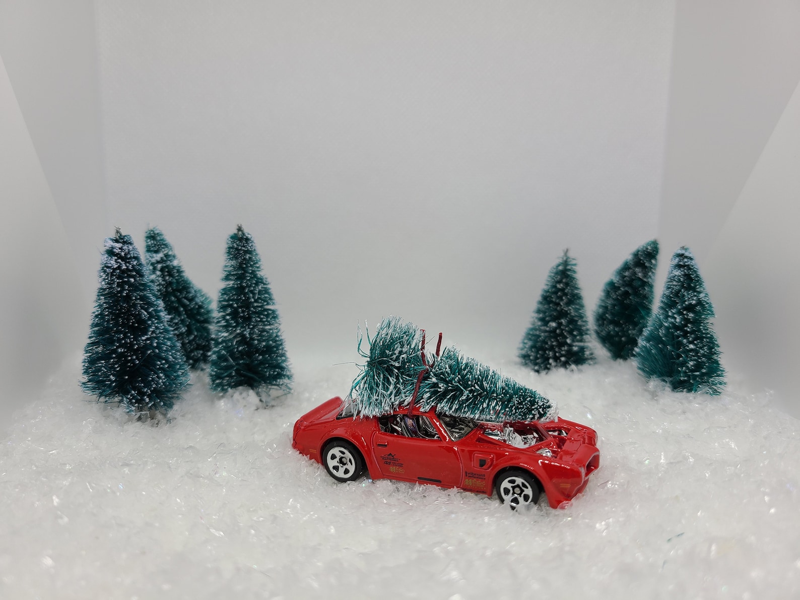 Collectible Hotwheels 1970 Vintage Pontiac Firebird Bottlebrush Tree ...