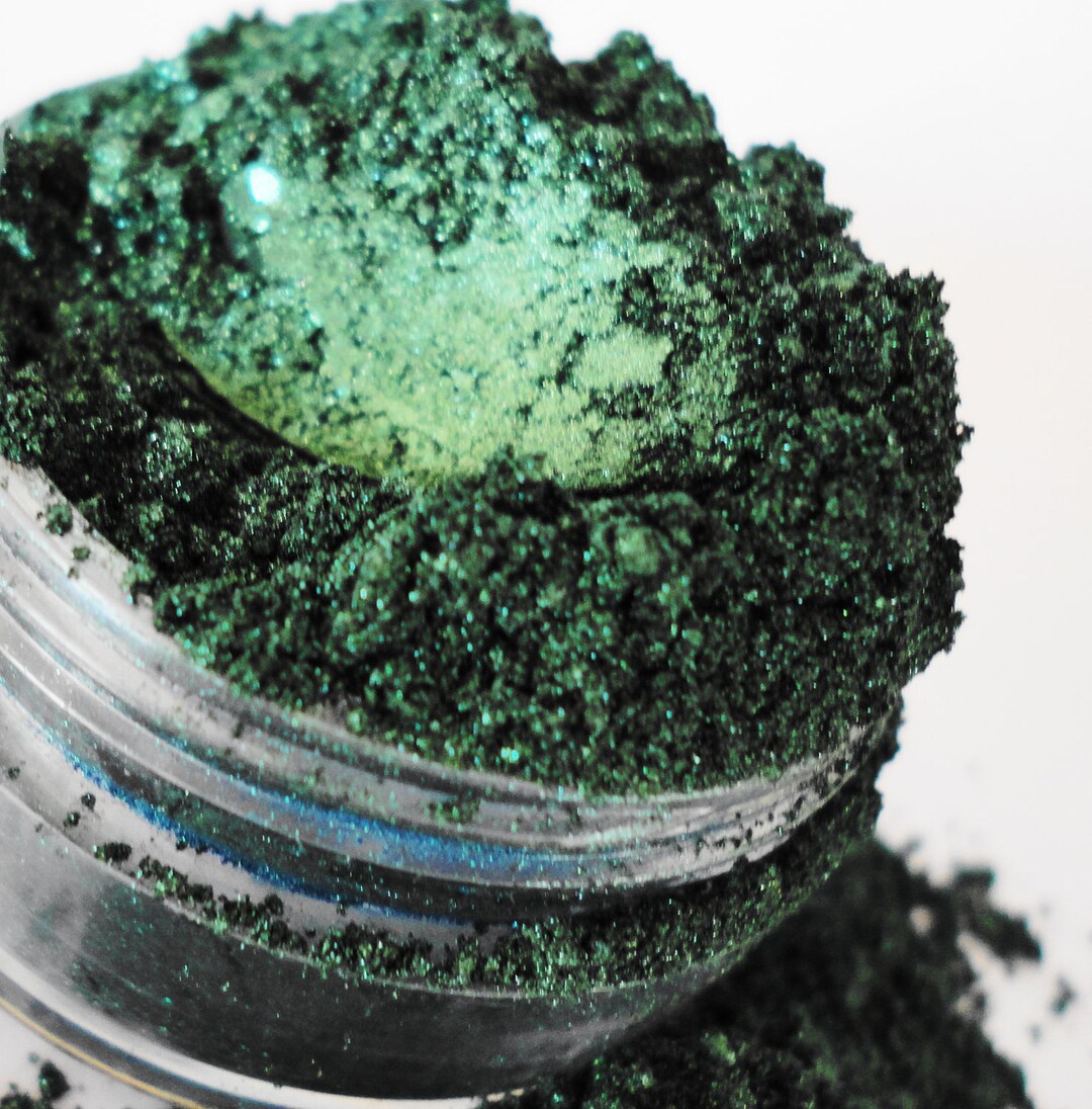 POISON , Emerald Green Shimmer, Metallic Eyeshadow, Olive Golden Green ...