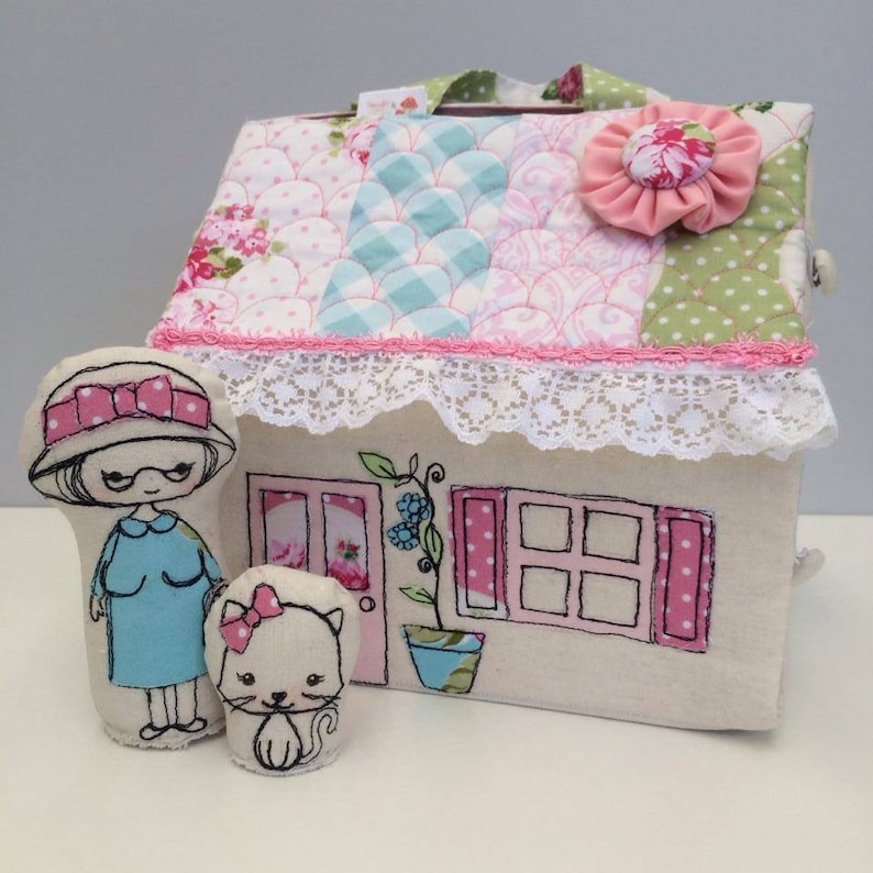 Pattern to Sew a Fabric Fold Out Cottage, Freemotion Embroidery and ...