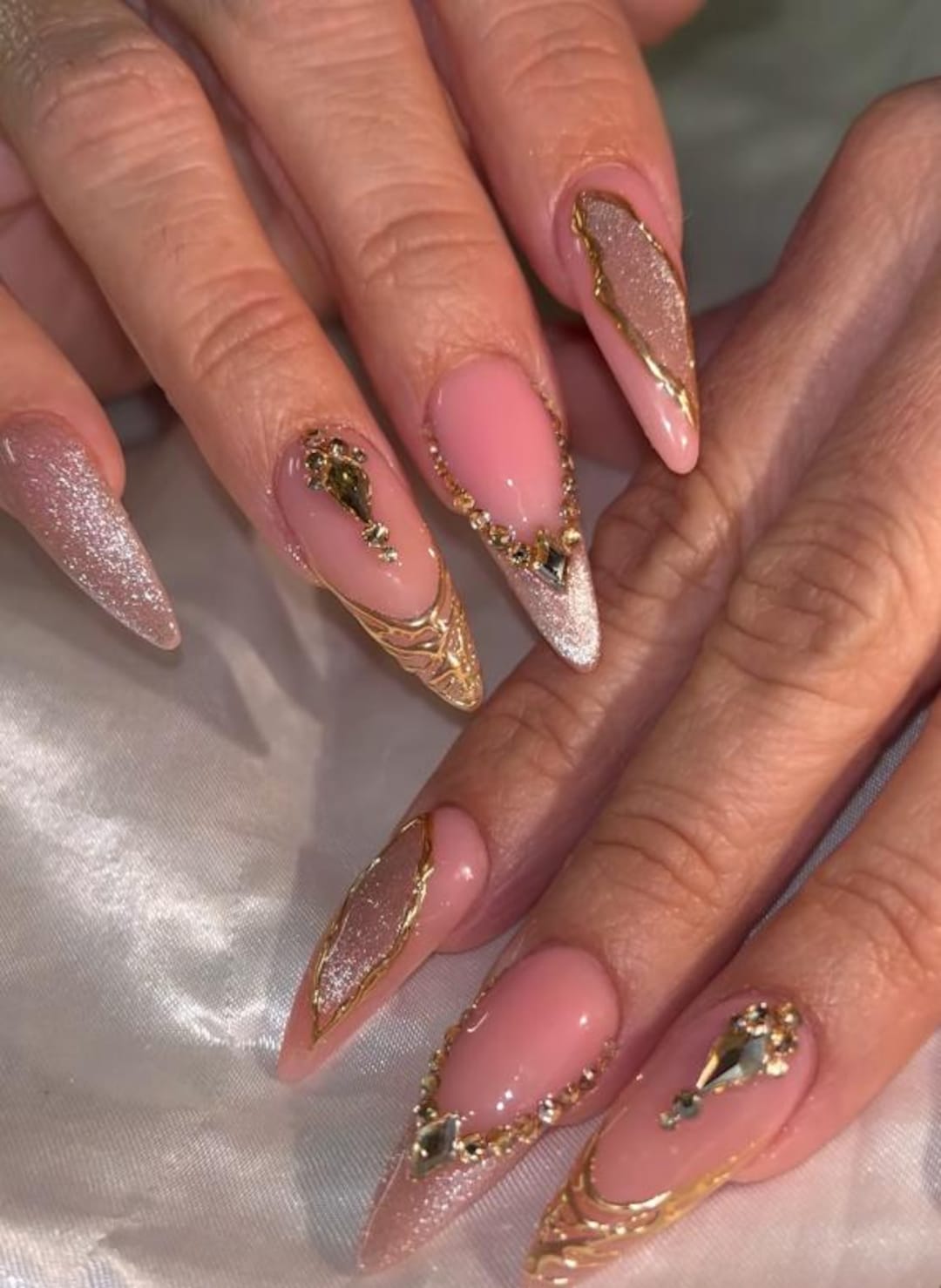 Hand-painted 3D Gold Filigree Press on Nails – Cat Eye Stiletto - Etsy