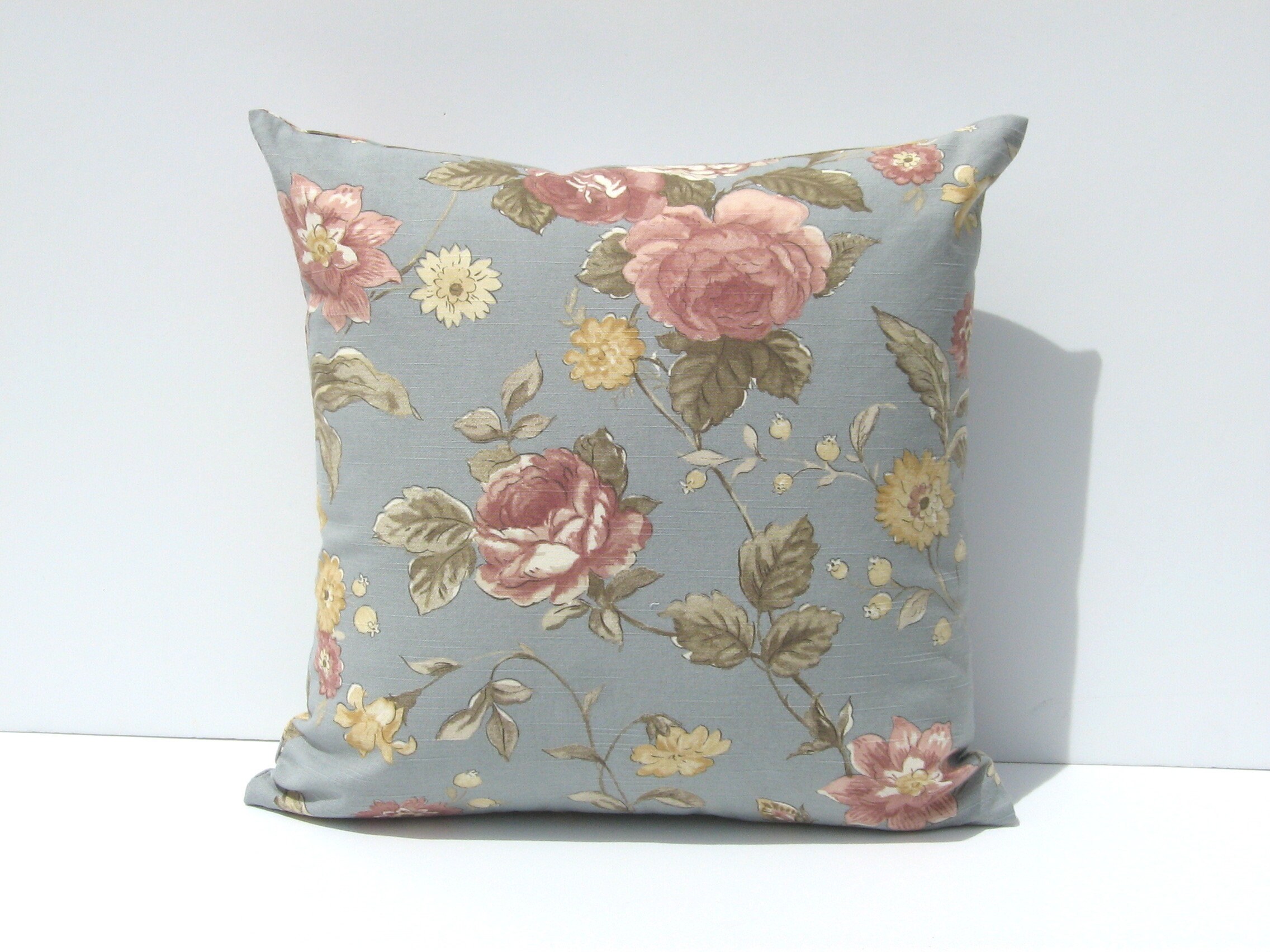 Cabbage Roses Pillow Cover Pink & White Roses on Blue-gray - Etsy