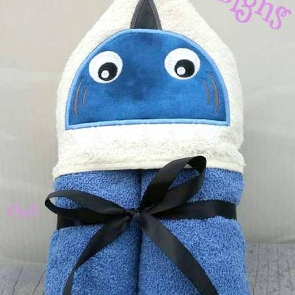 Hooded Towel Embroidery Design - Etsy