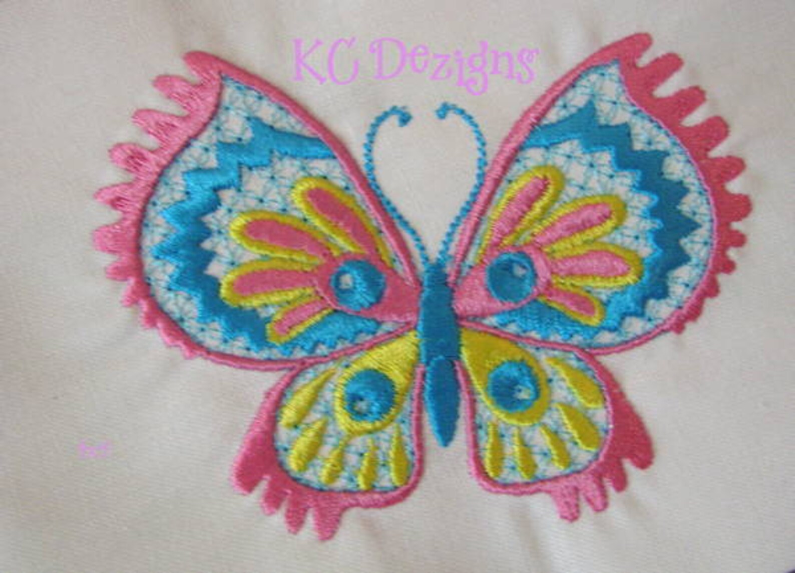 Pretty Butterflies 5 Machine Embroidery Design - Butterfly Embroidery ...