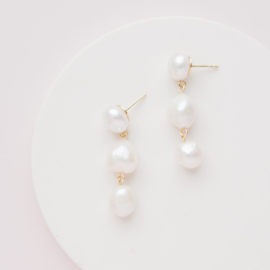 HAILEY // Gold Pearl Bridal Drop Earrings, Gold Wedding Earrings, Pearl ...