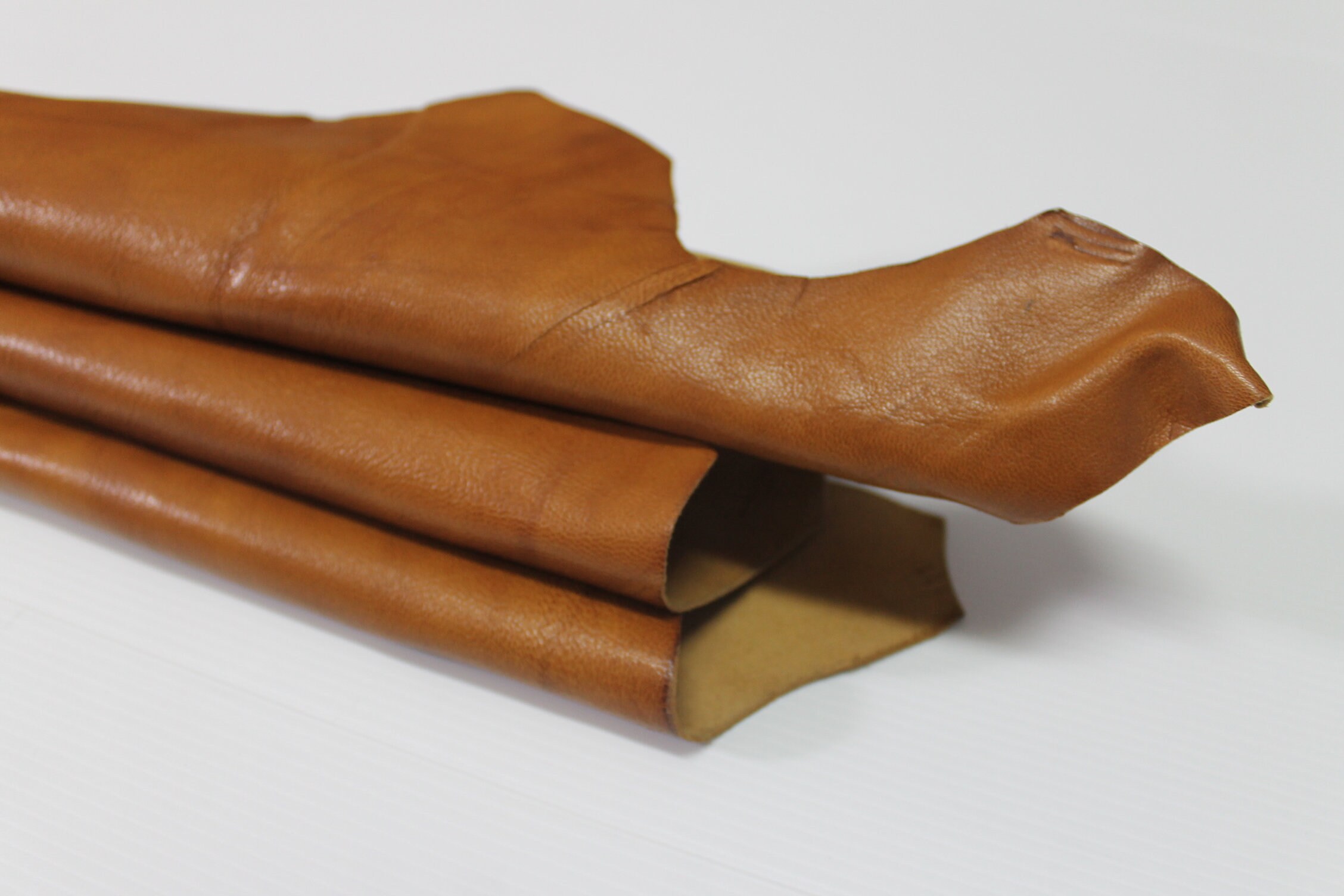 LIGHT BROWN DISTRESSED vegetable tan Italian genuine Goatskin Goat ...