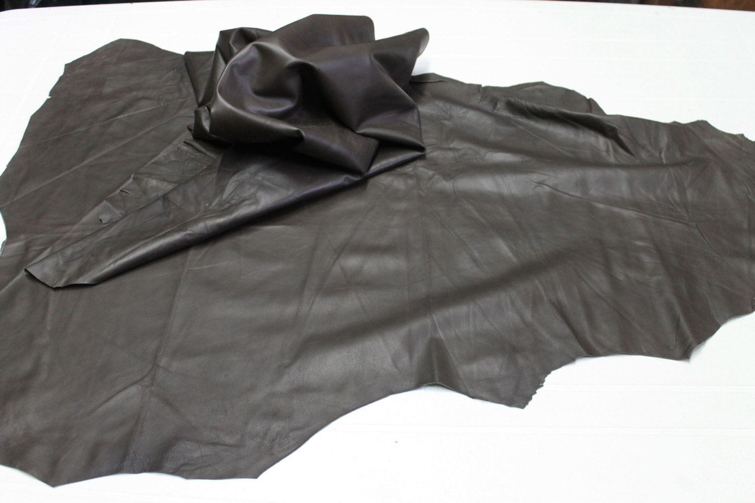Italian Lambskin leather hide skin hides skins KHAKI BROWN 12sqf #A1558