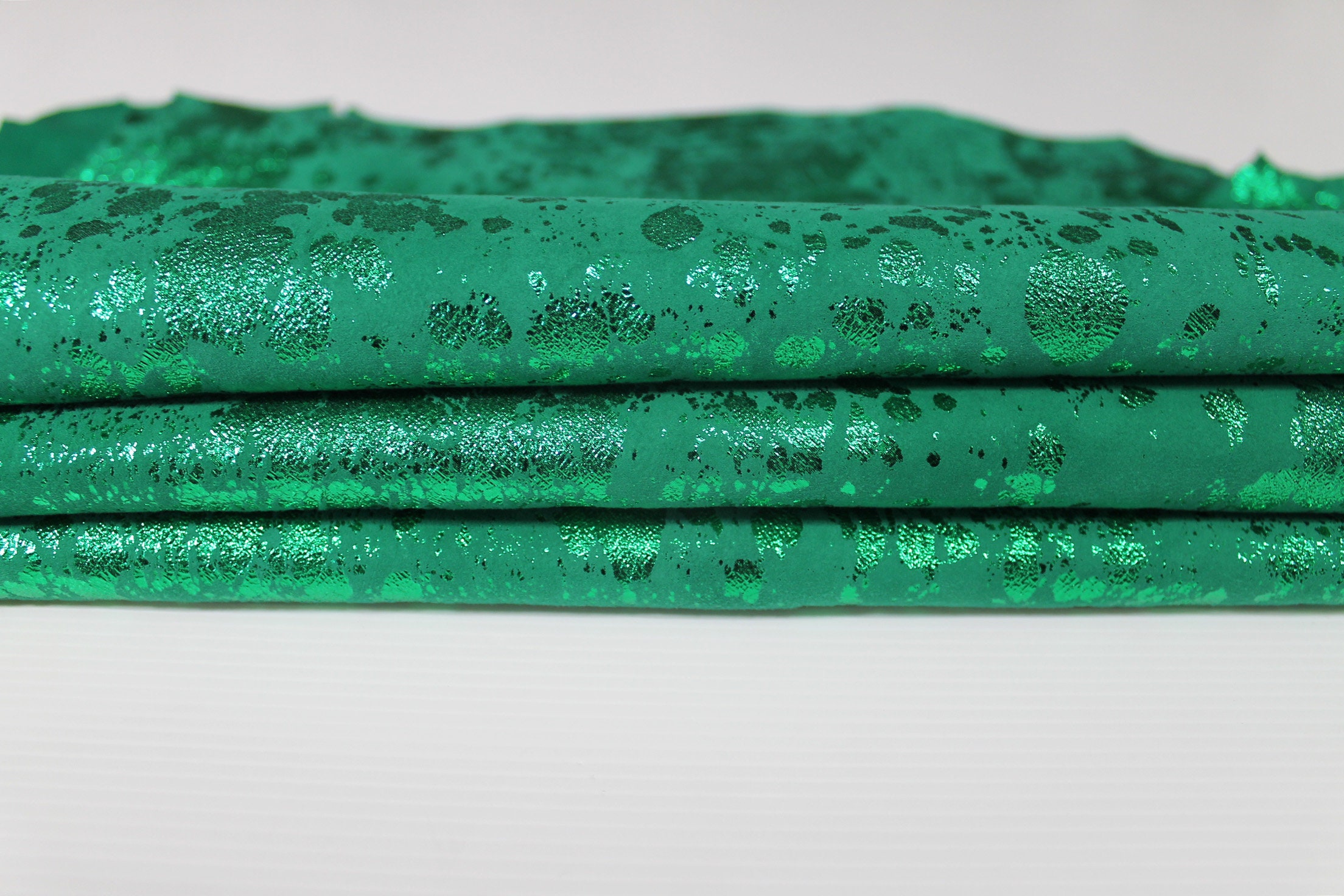METALLIC EMERALD GREEN crinkle distressed crinkled textured Goatskin ...