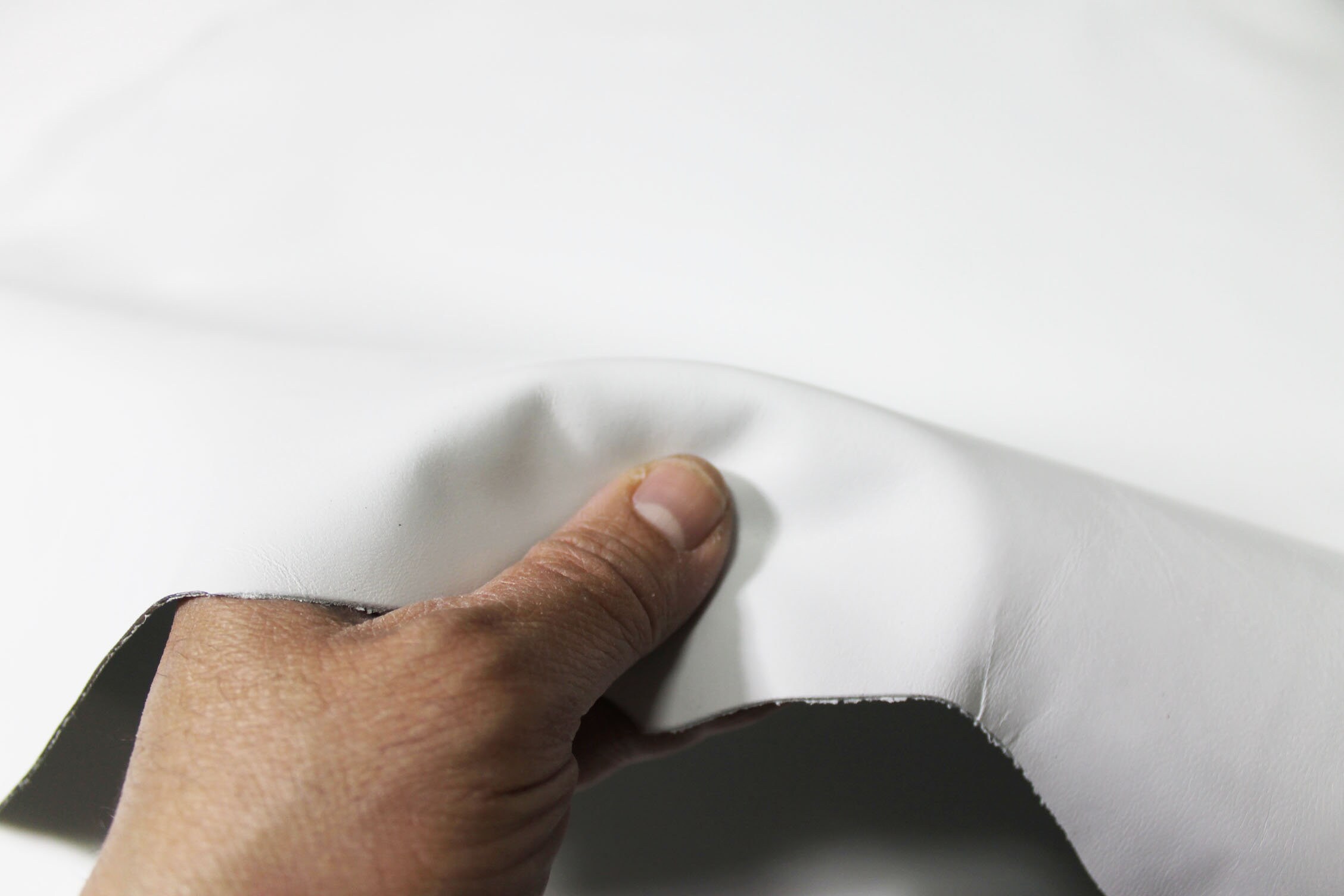 WHITE smooth Italian Goatskin Goat leather material for sewing skin ...