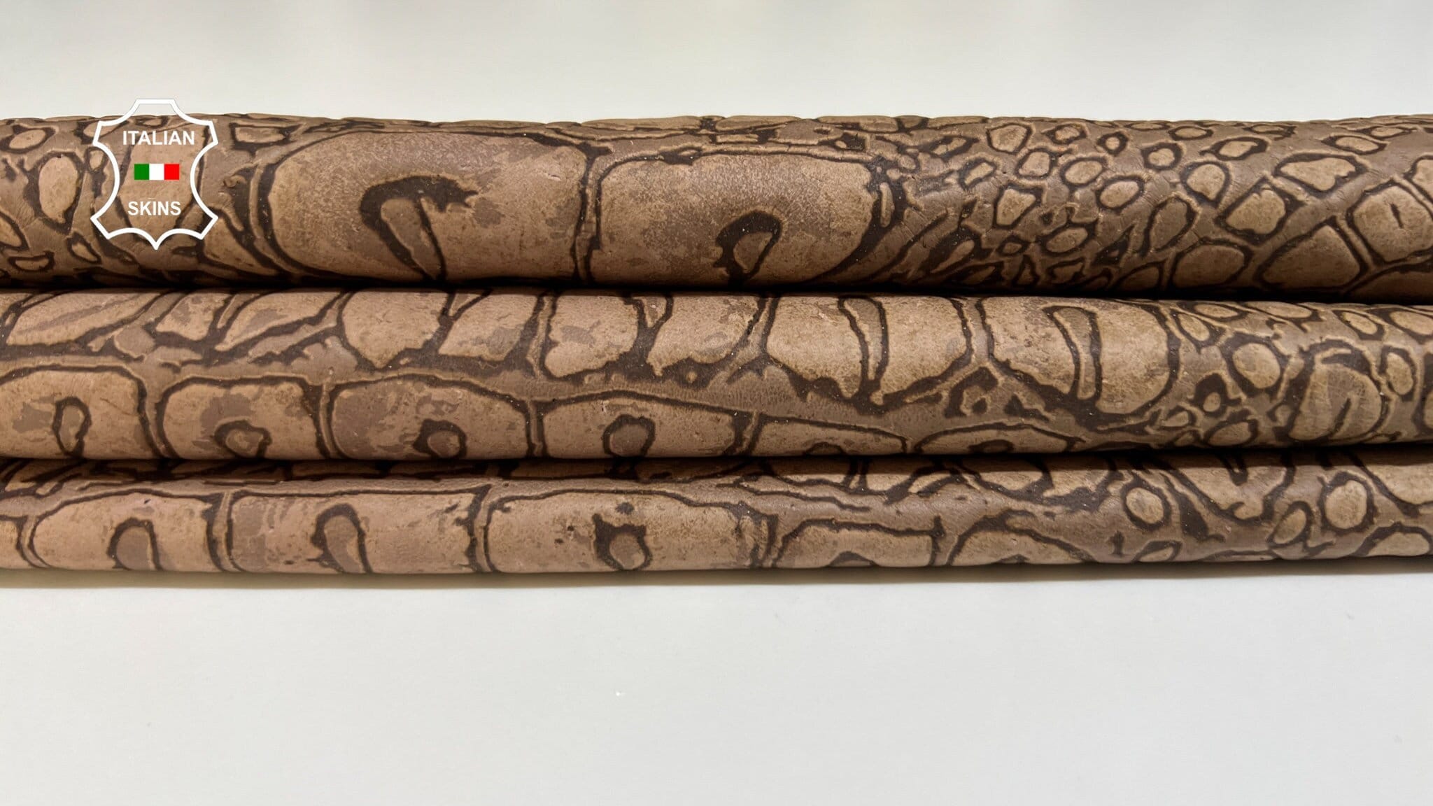 LIGHT TAUPE BROWN Crocodile Textured Embossed Print On Vegetable Tan ...