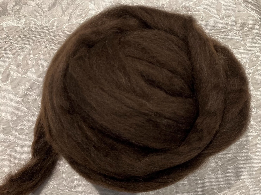 Haunui Wool Roving - Combed Top - 100 Grams - Chocolate - Medium Wool ...