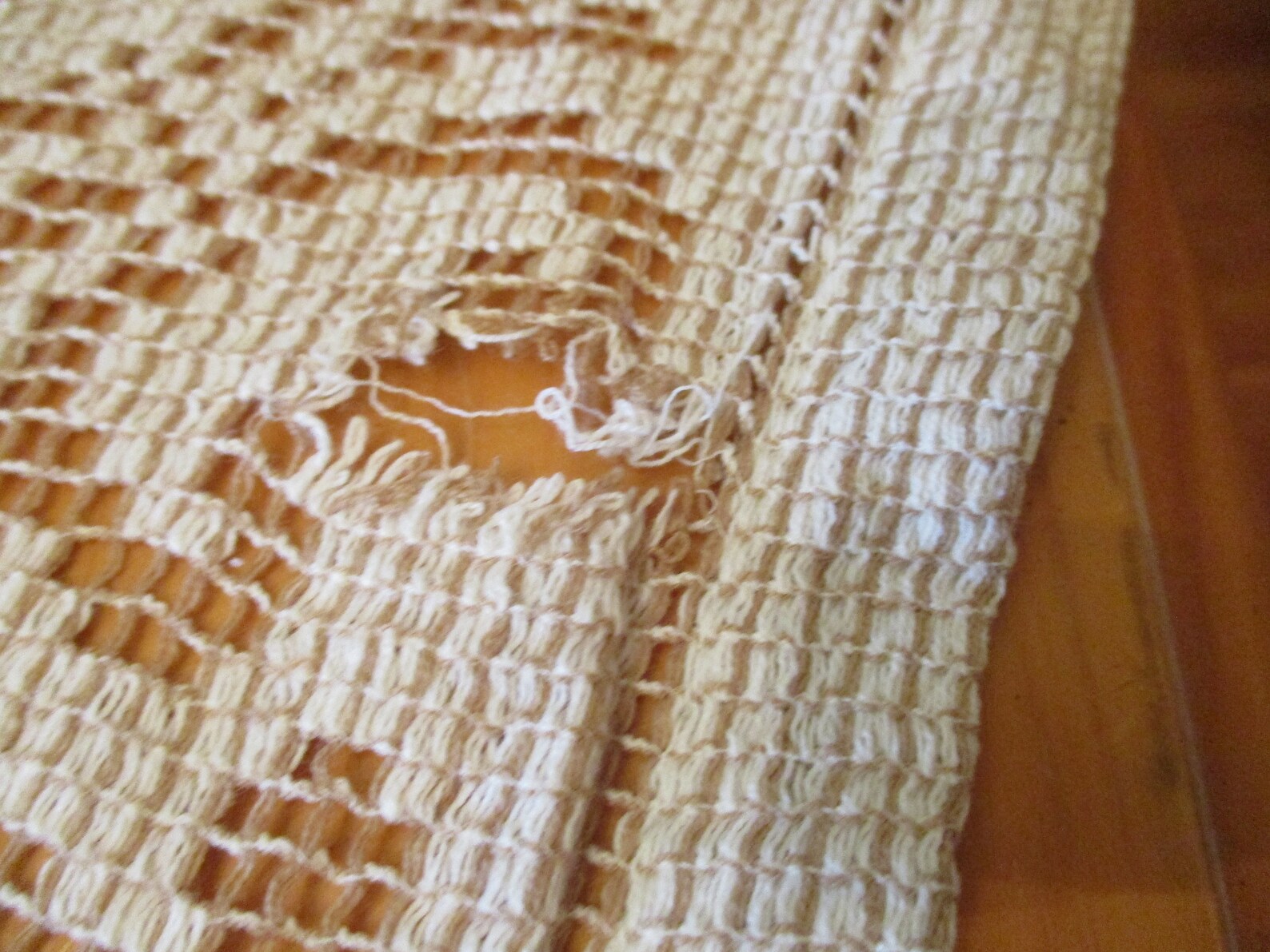 Vintage Quaker Lace Style Two Tone Tablecloth Oblong 55 - Etsy