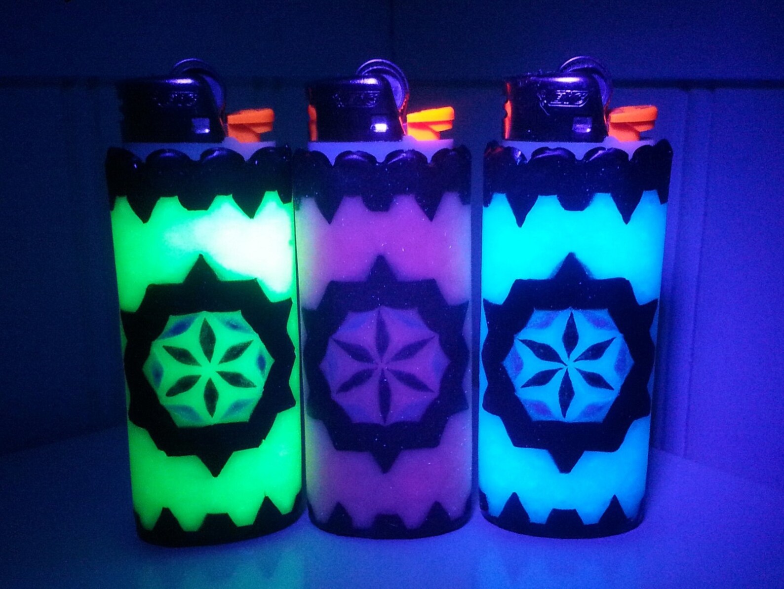 Glow in the Dark Perler Bead LIGHTER CASE Flower of Life - Etsy