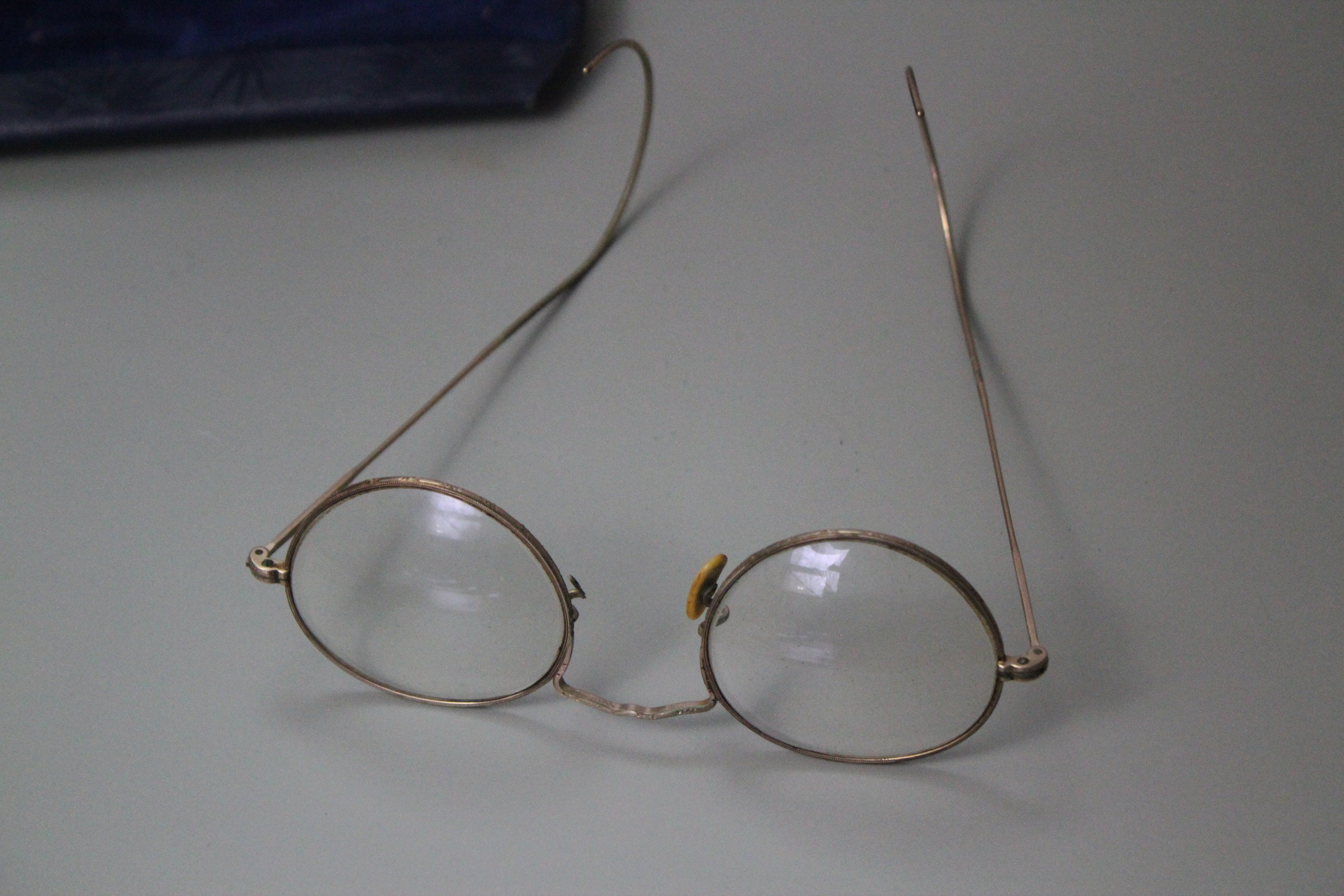 Antique Eyeglasses Art Deco Gold Tone Wire Frames Steampunk Eye Glasses ...