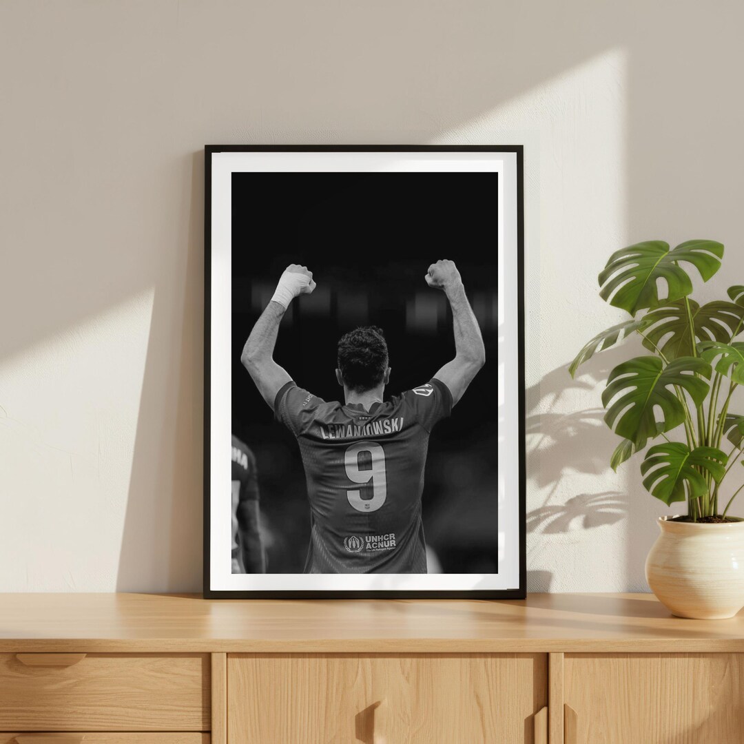 Robert Lewandowski Poster, Motivational Sports Print, Football Wall Art ...