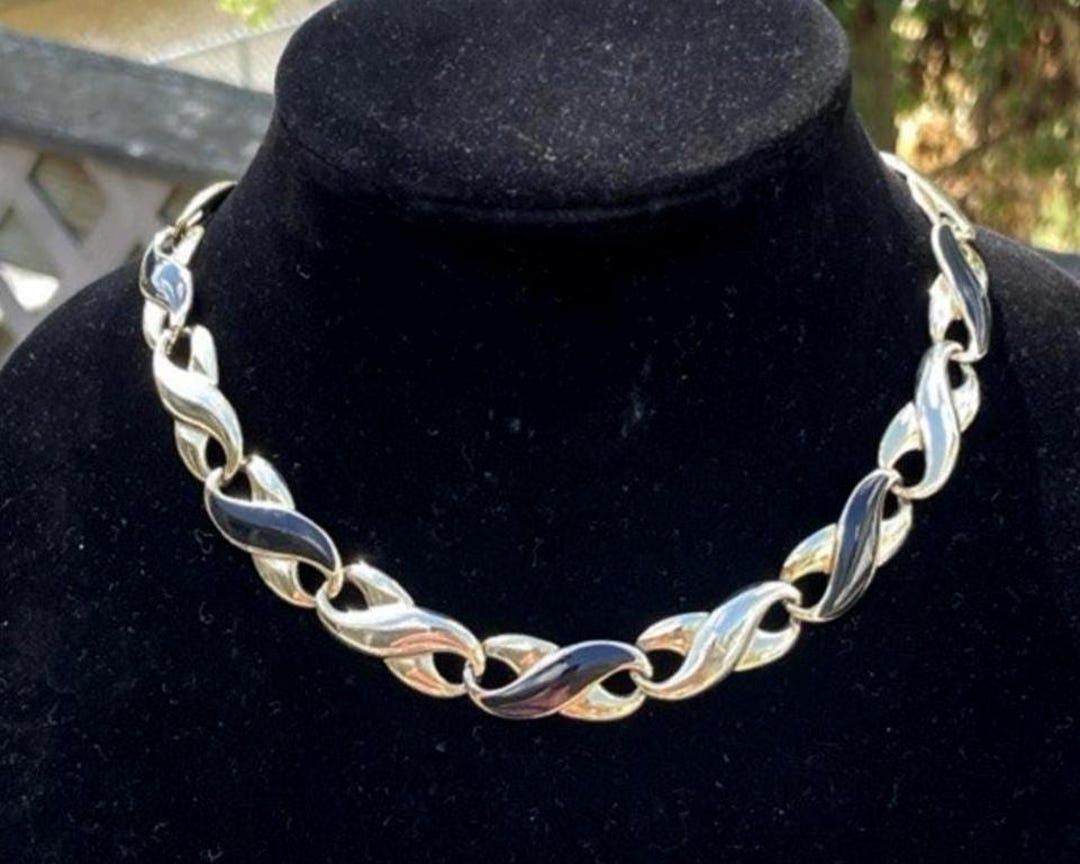 Vintage Gold Tone Black Enamel Figure 8 Chain Link Necklace 17 in ...