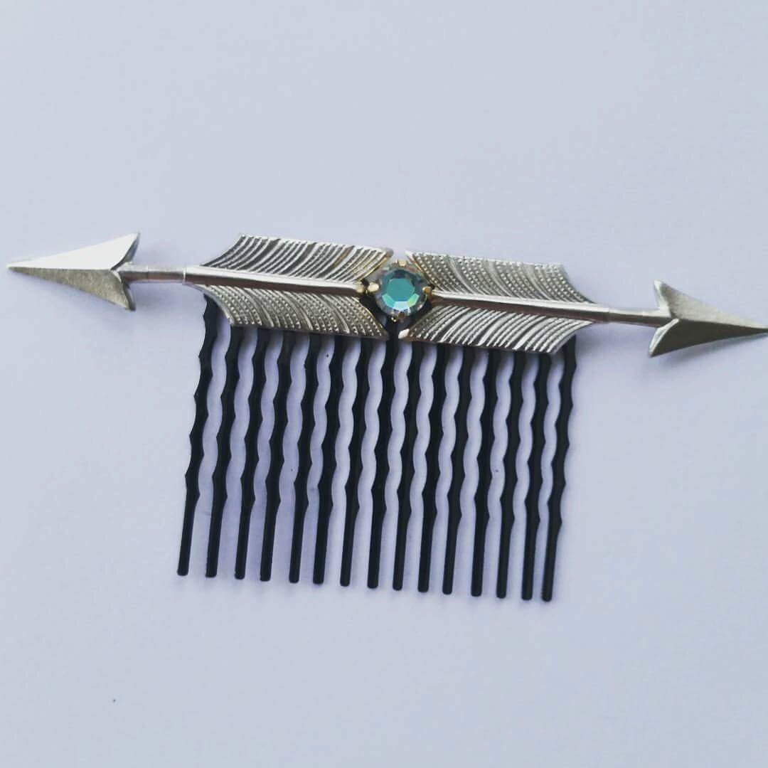 Swarovski Crystal Silver Metal Arrow Hair Comb, for Weddings, Parties ...