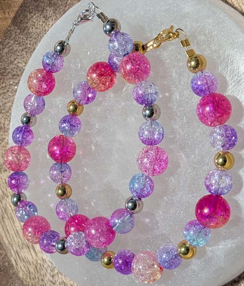 Handmade Round Crackle Bead Bracelet in Pretty Pink or Purple: Multiple ...