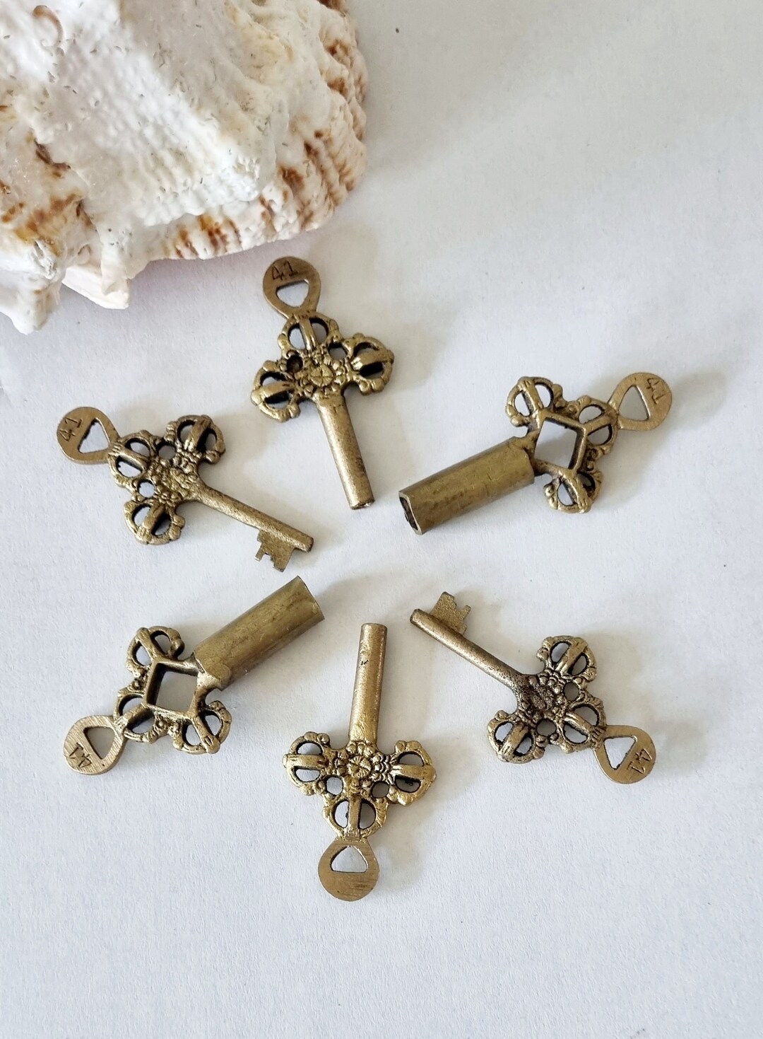 Set of 6 Brass Metal Skeleton Keys. - Etsy