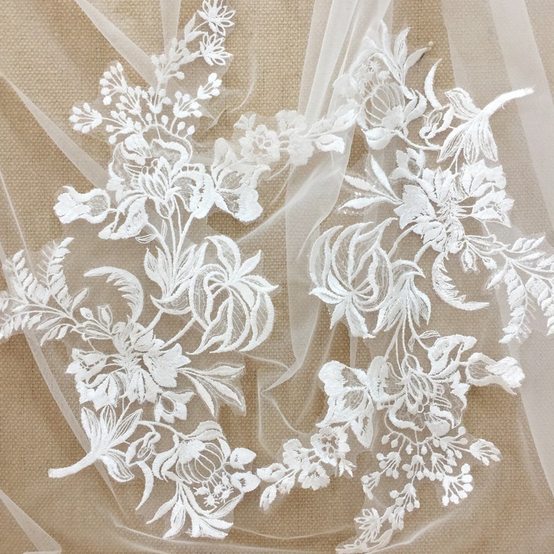 Graceful Clear Sequin Lace Flower Applique , Exquisite Lace Motif for ...