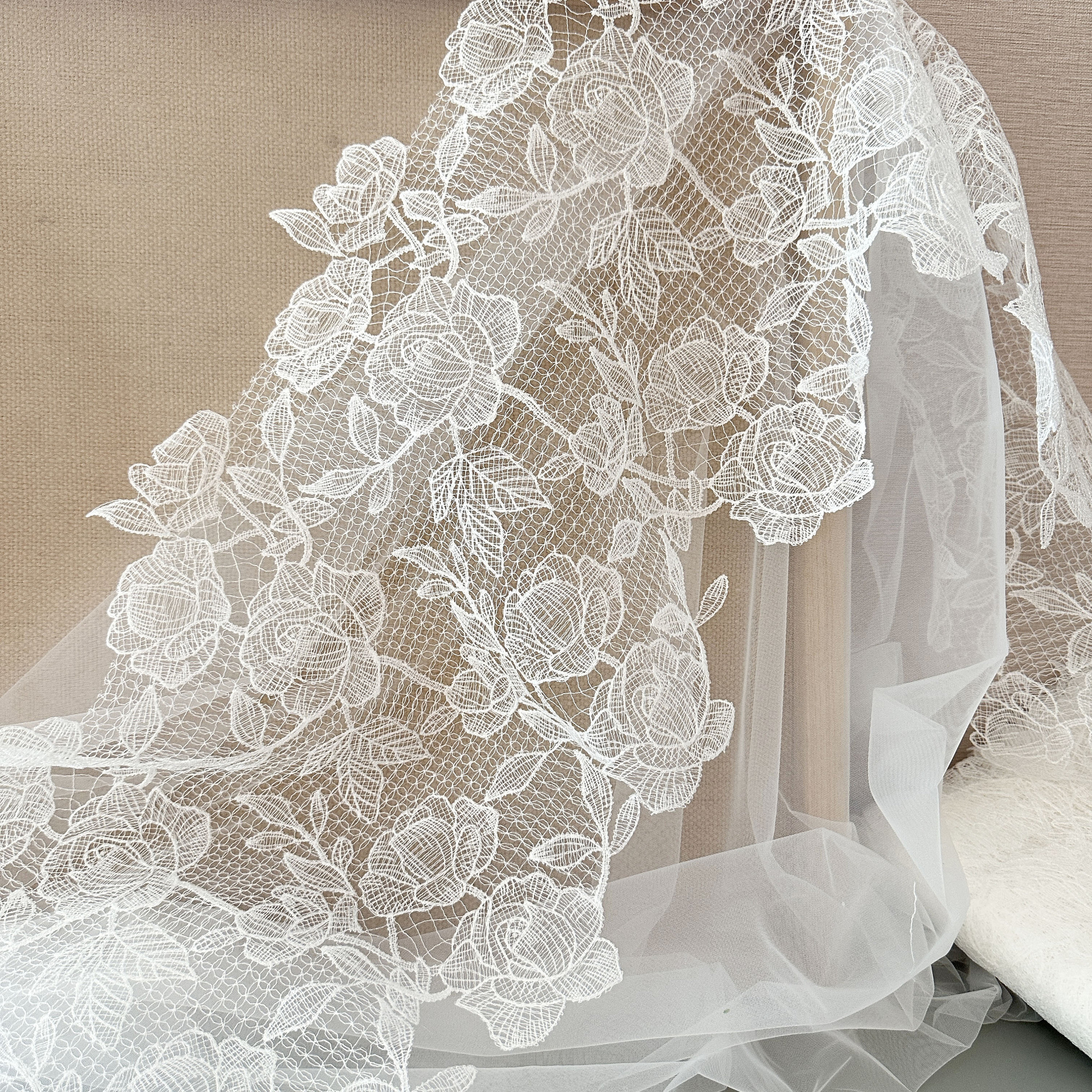 1 Yard Ivory Alencon Lace Trim , Rose Crochet Wedding Veils Caps Gown ...
