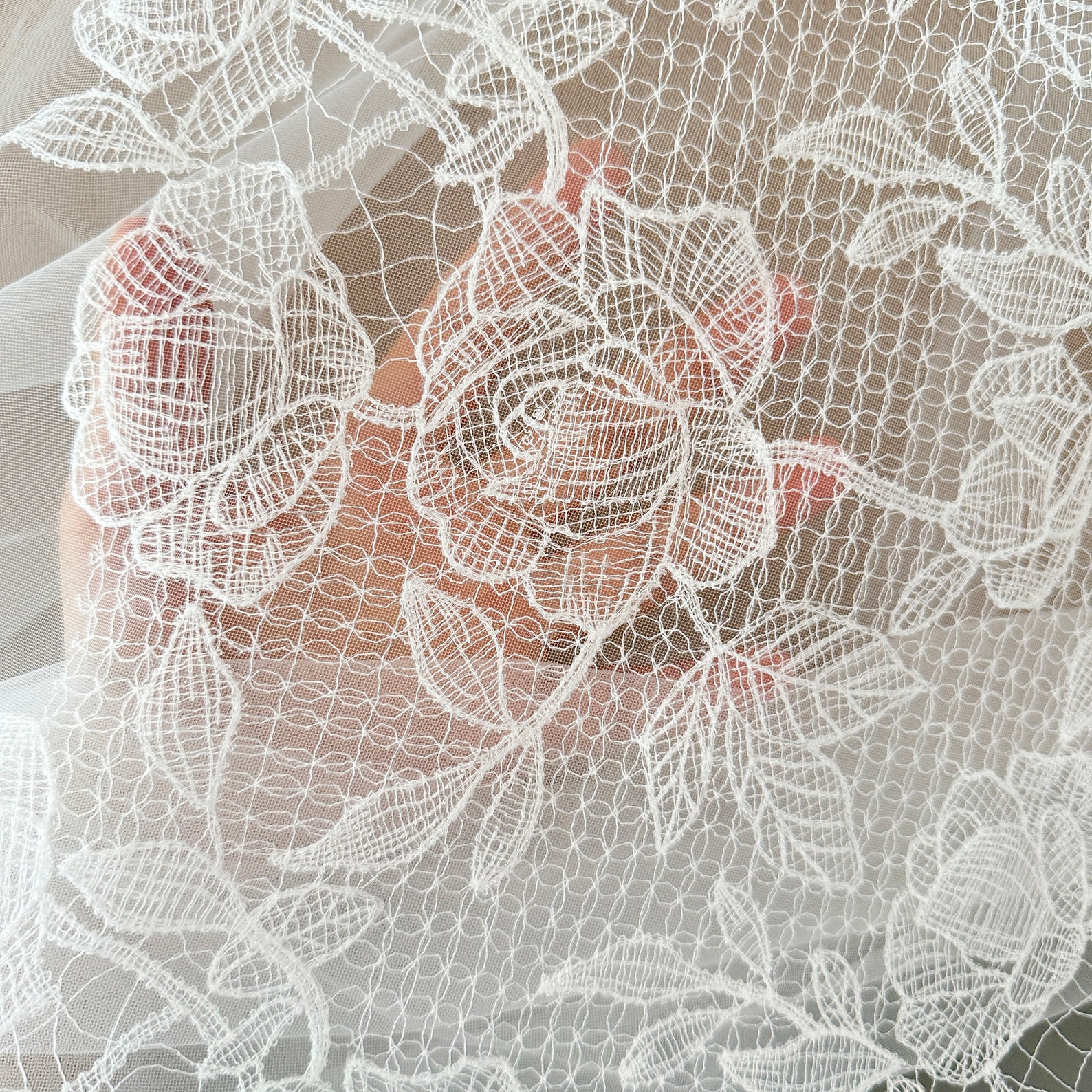 1 Yard Ivory Alencon Lace Trim , Rose Crochet Wedding Veils Caps Gown ...
