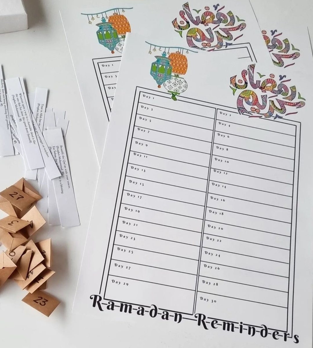 ISLAMIC ART: '30 Days of Ramadan' Reminders & Chart | Hadith A Day - Etsy