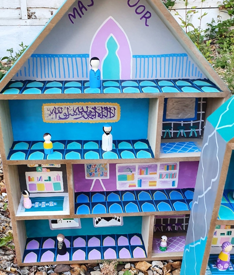 ISLAMIC ART: Mosque Dollhouse With Pegdolls | Toys | Pretend Play - Etsy