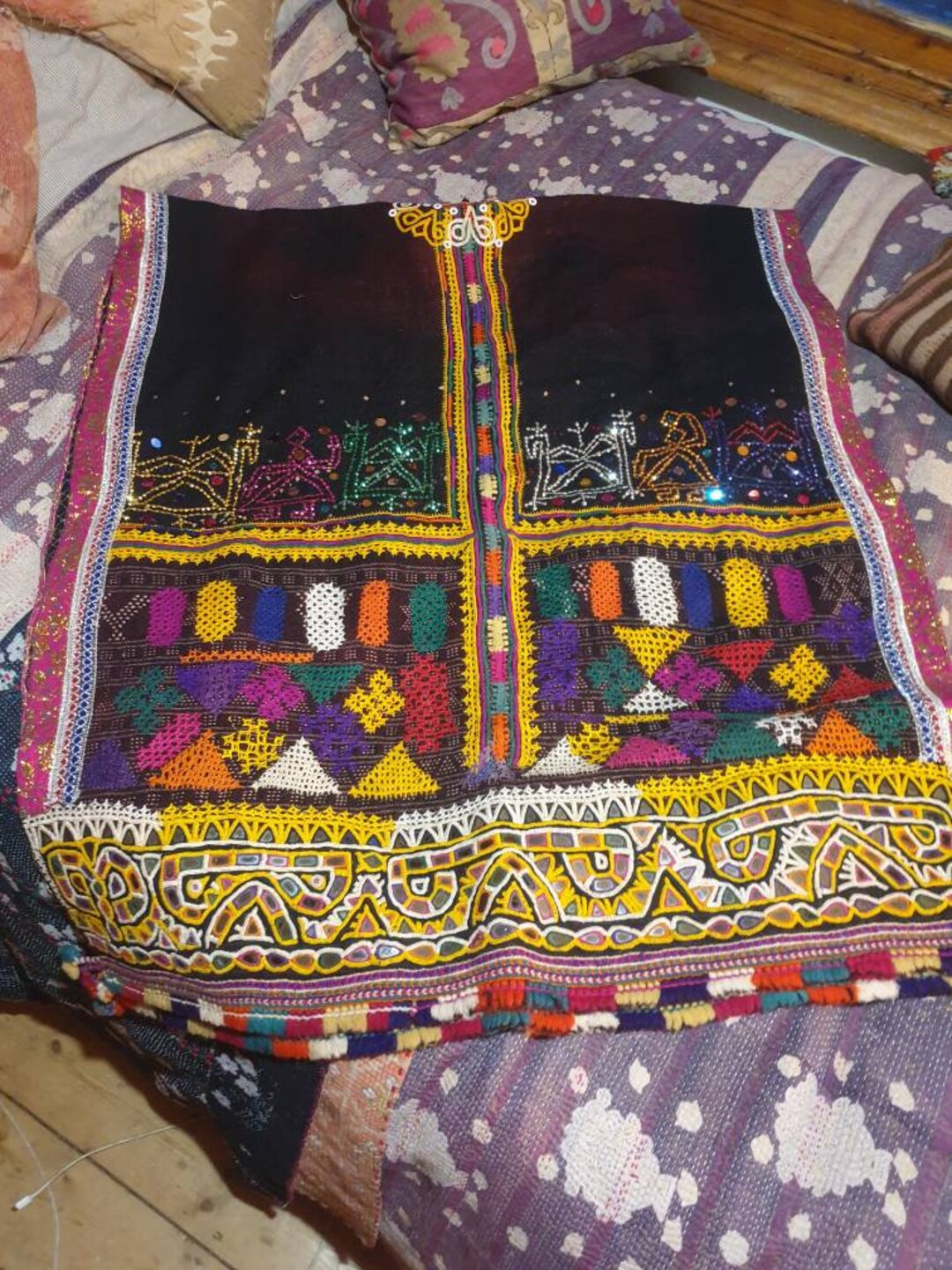 Rabari Wedding Shawl - Etsy