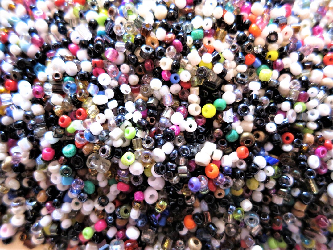 1kg-2mm-seed-beads-colour-mix-selection-crafts-jewellery-etsy-uk