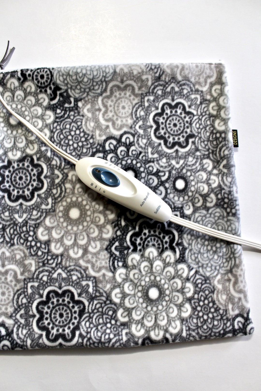 Luxury Heating Pad Cover, Cozy Fleece Cover With Zipper Closure, Grey ...