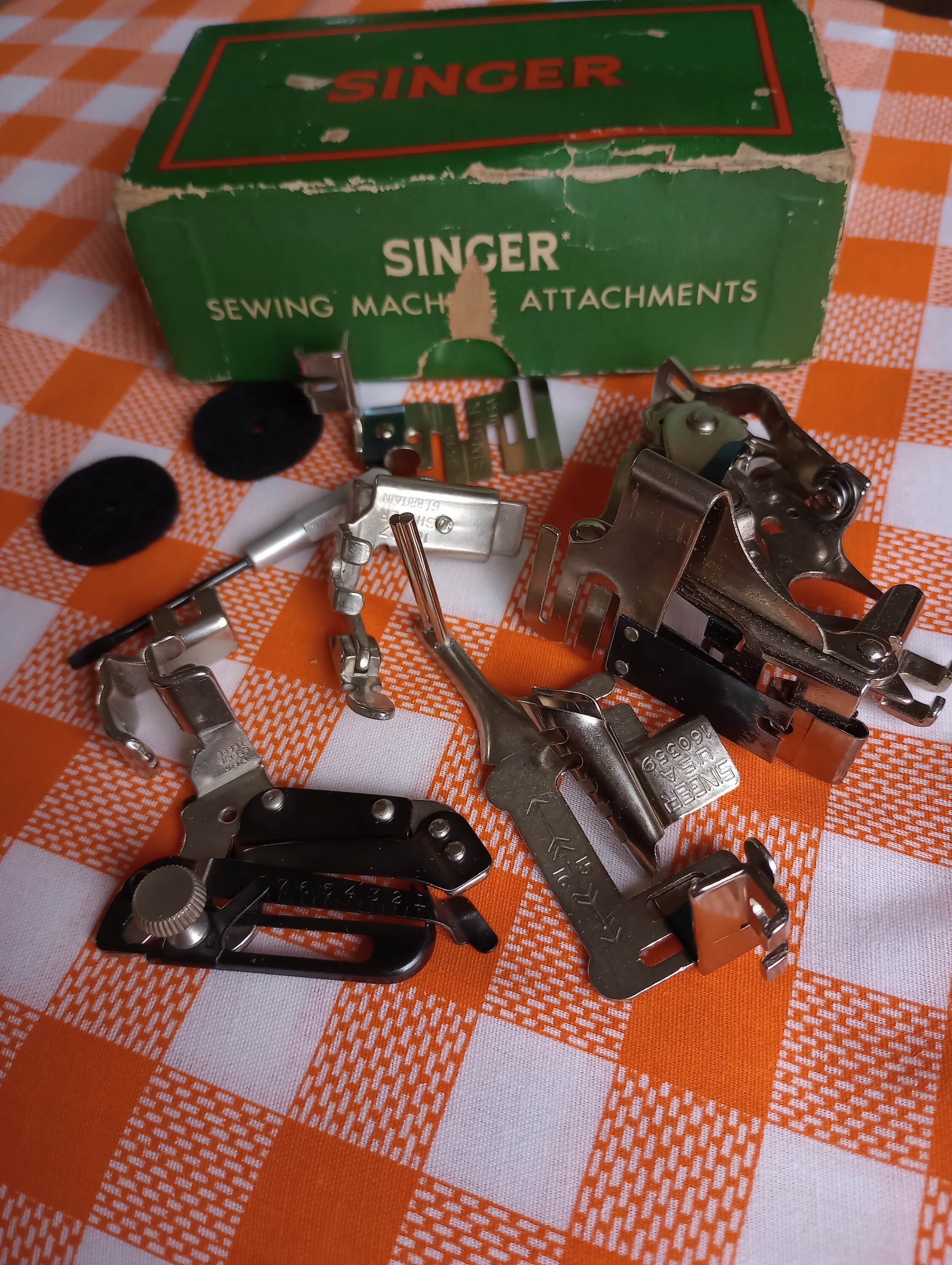 Singer Sewing Machine Attachments - Etsy