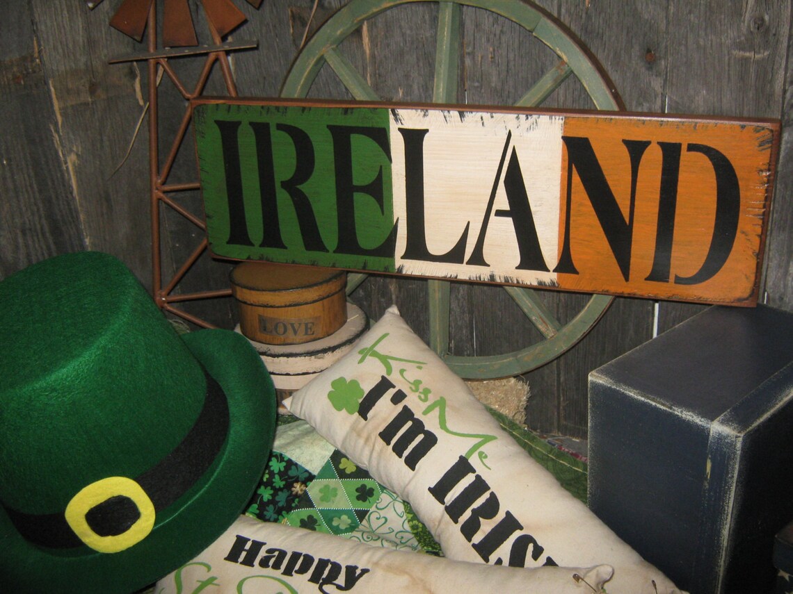 Very Primitive Lg Wood Sign Artist Original Irish Flag Design - Etsy