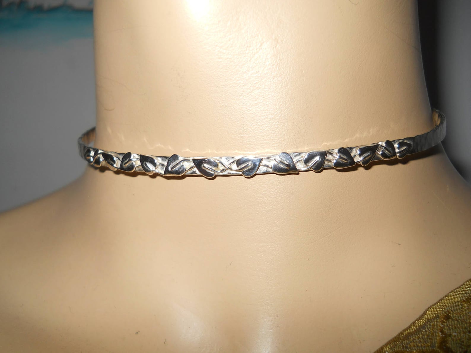 Sterling Silver Hammered Collar With Leaf Detail - Etsy
