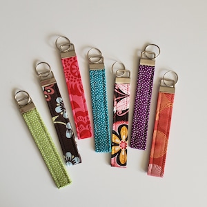 How to Make a Fabric Key Fob Sewing Tutorial / Key Fob Sewing Pattern ...