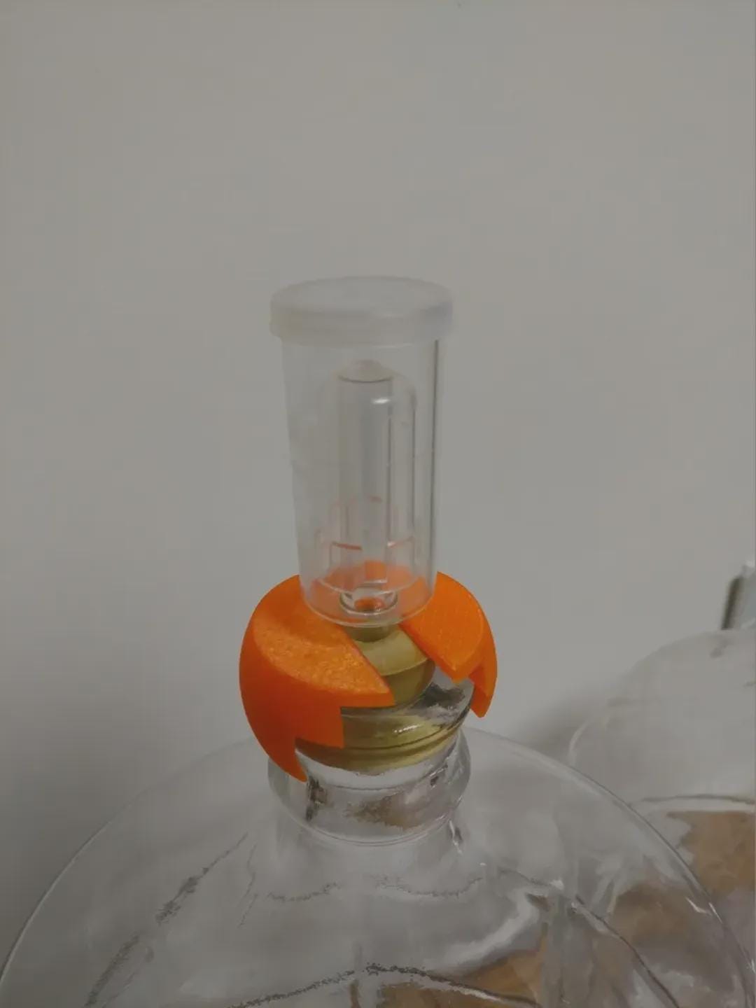Carboy Stopper Clamp, Airlock Holder for Fermentation, Pack of 4 ...