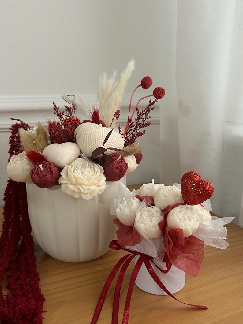 Floral Candle Bouquet in Ceramic Vase - Luxury Soy Wax Gift - Etsy UK