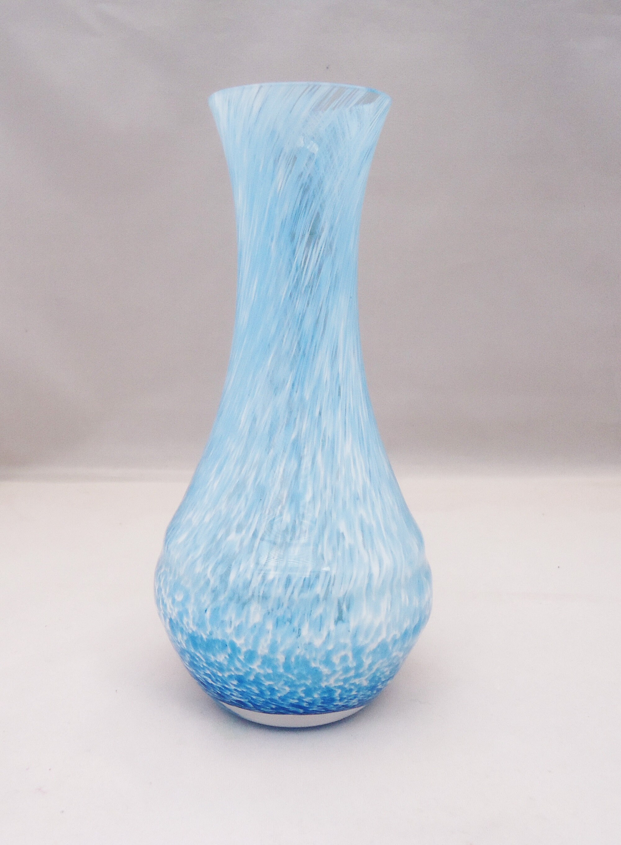 Home Décor Vases A lovely blue Caithness glass flower vase etna.com.pe