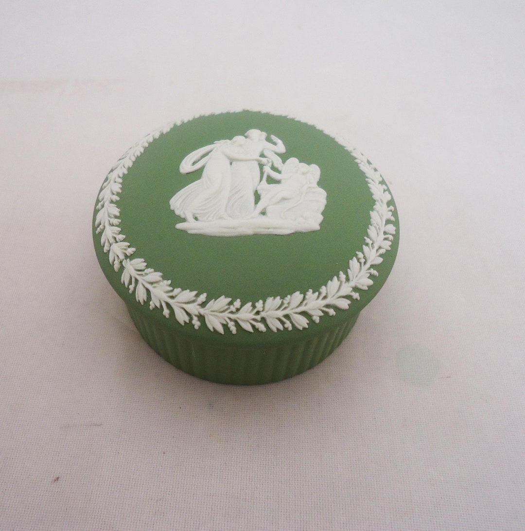 Wedgwood Green Jasperware Trinket Box, Wedgwood Green Round Trinket Box ...