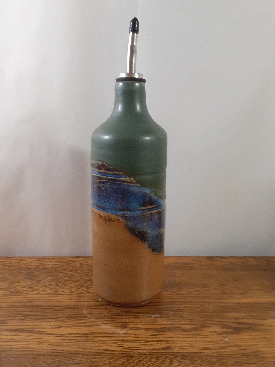 Oil Decanter, Trifecta Green, EVOO Dispenser, Oil and Vinegar Pourer ...